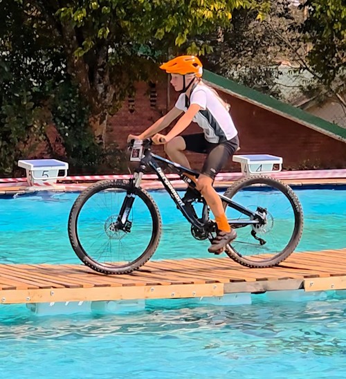 Home - HowickVillage.co.za